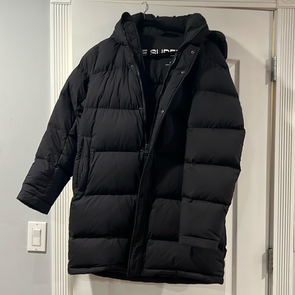 Aritzia | Jackets & Coats | The Super Puff Mid Jacket | Poshmark